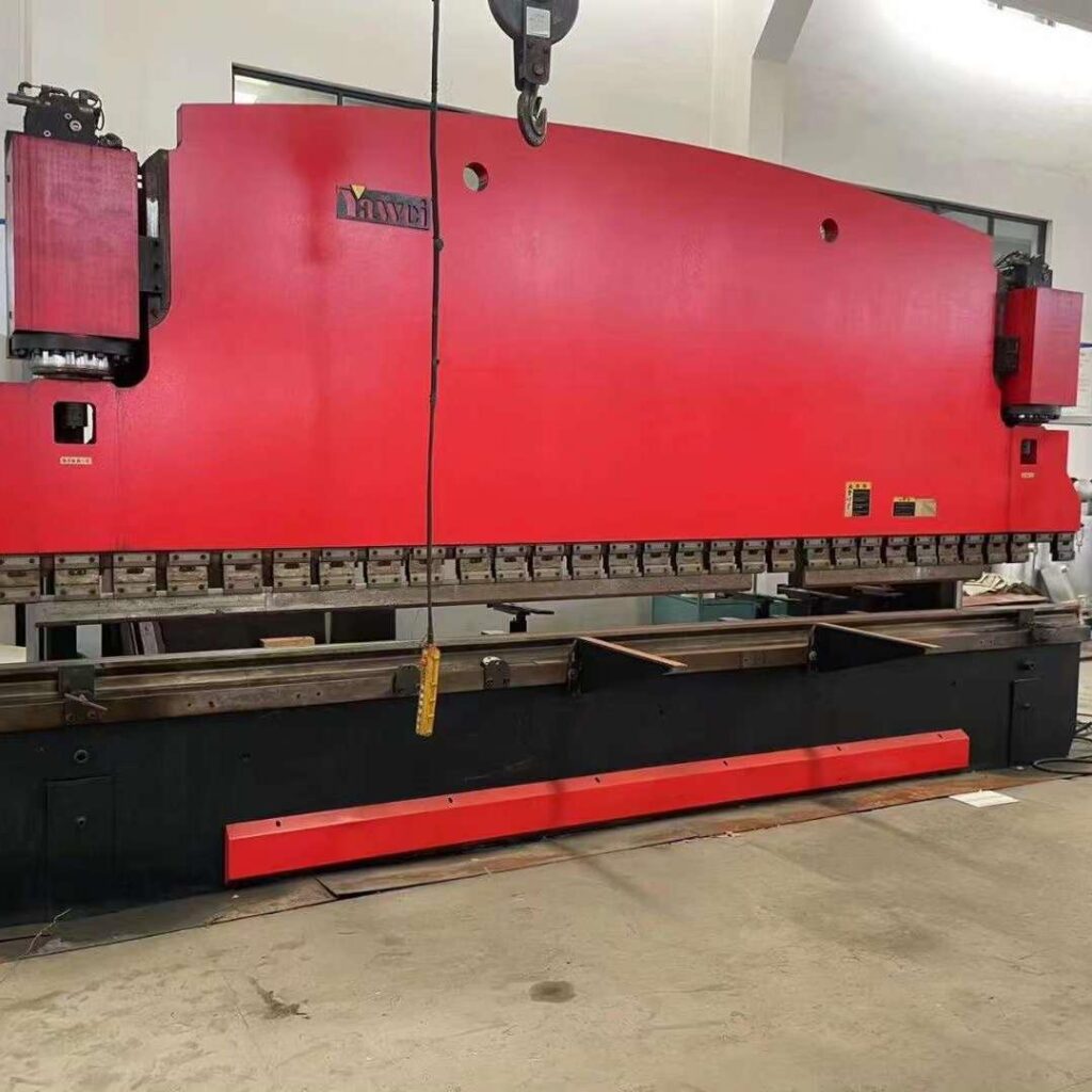 YAWEI Used CNC Door Metal Brake 400T6000 For Sale - VIGERT